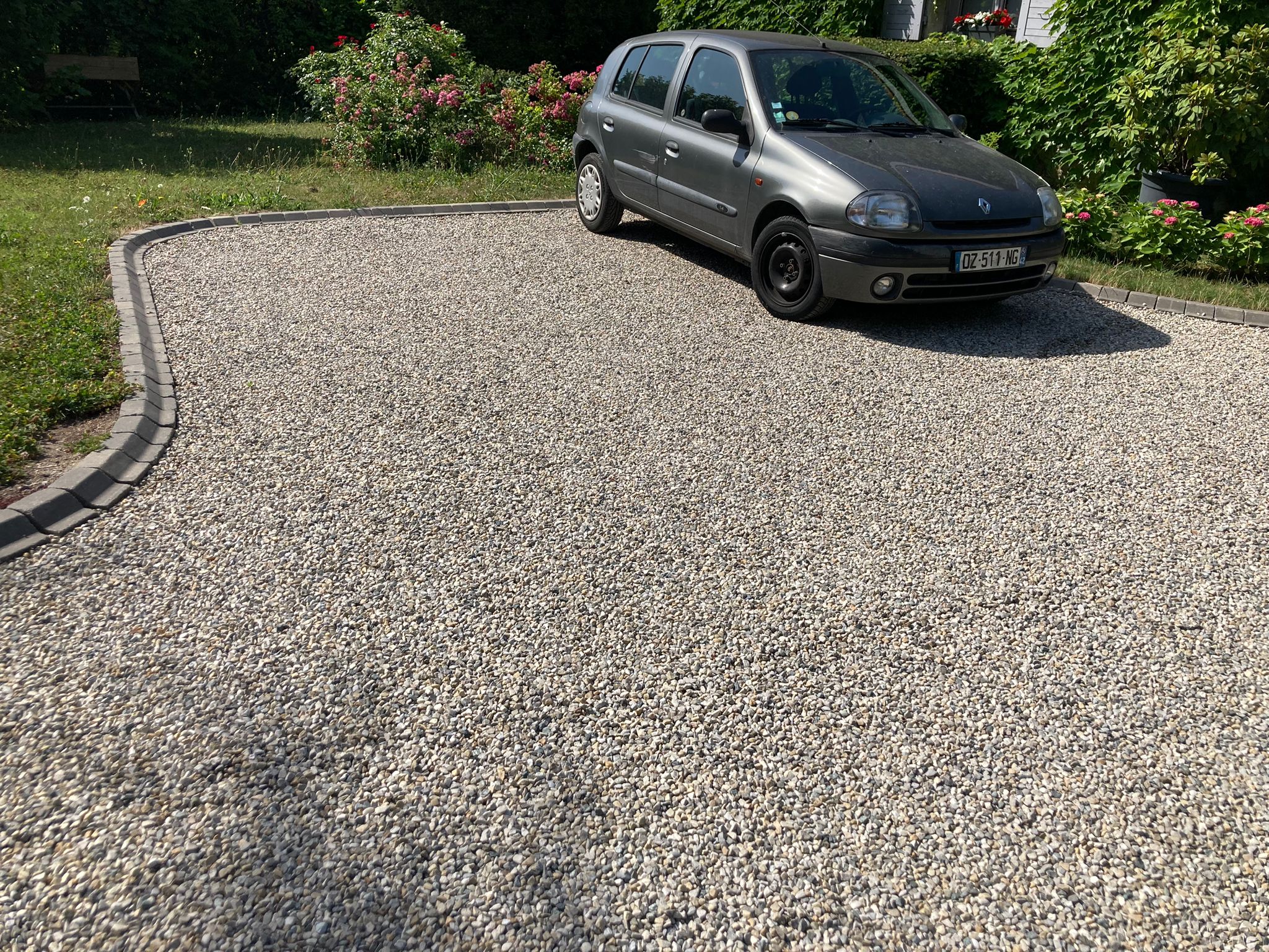 Aménagement d'entrée carrossable - BRUNET MANQUAT PAYSAGE